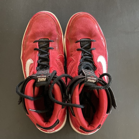 Nike | Shoes | 207 Nike Shox Basketball Shoes | Poshmark